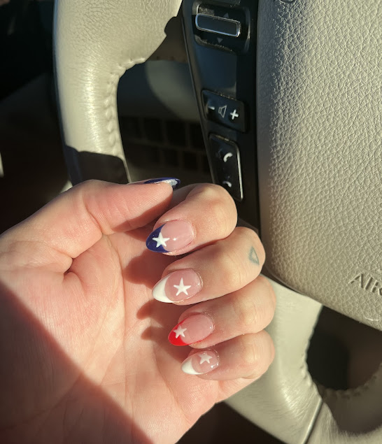 Redmond Nails: Expert Nail Services in a Welcoming Setting