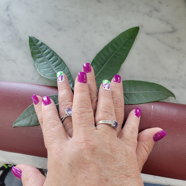 Redmond Nails: Expert Nail Services in a Welcoming Setting