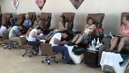 Redmond Nails: Expert Nail Services in a Welcoming Setting